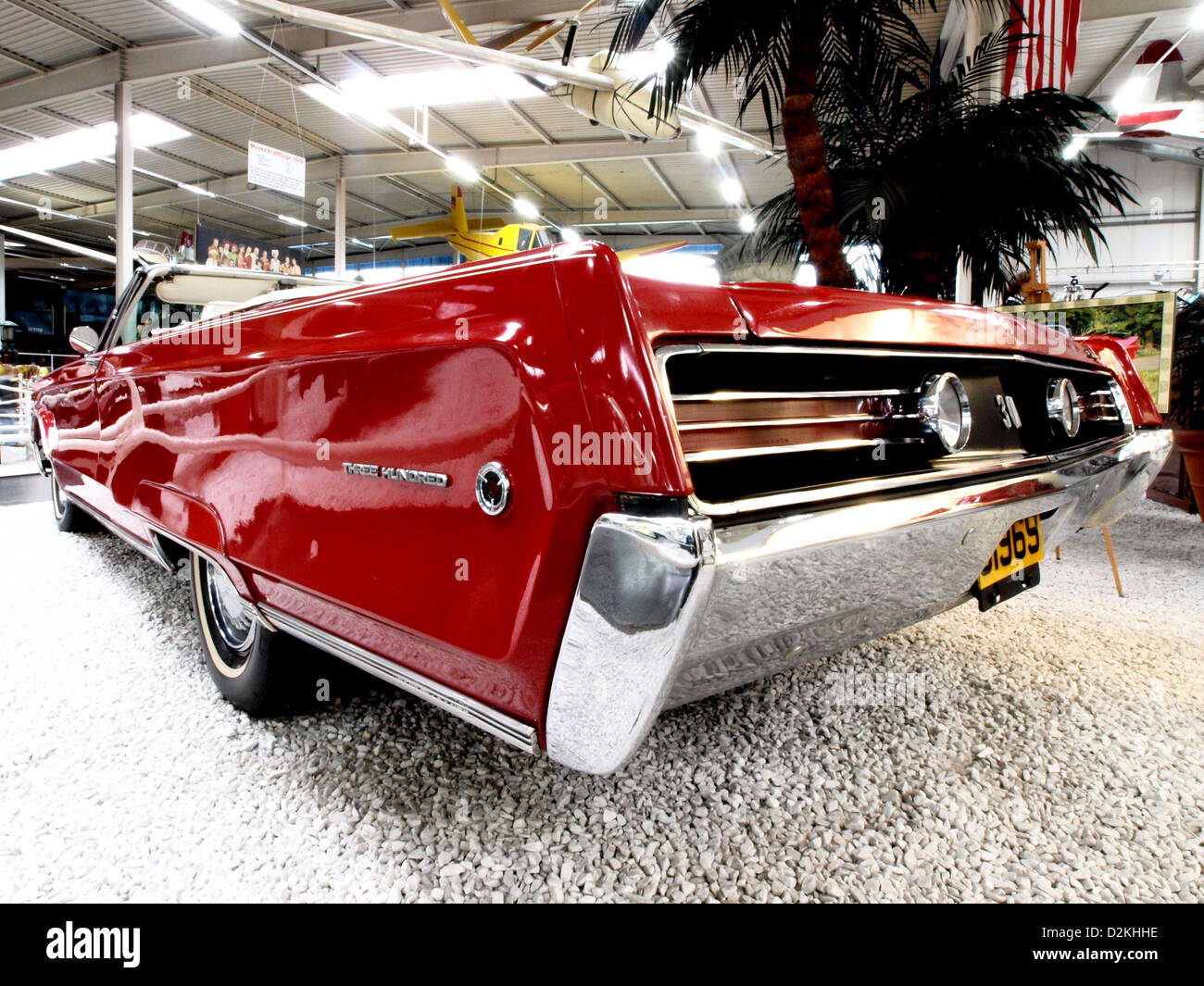 Chrysler convertible car hi-res stock photography and images - Alamy