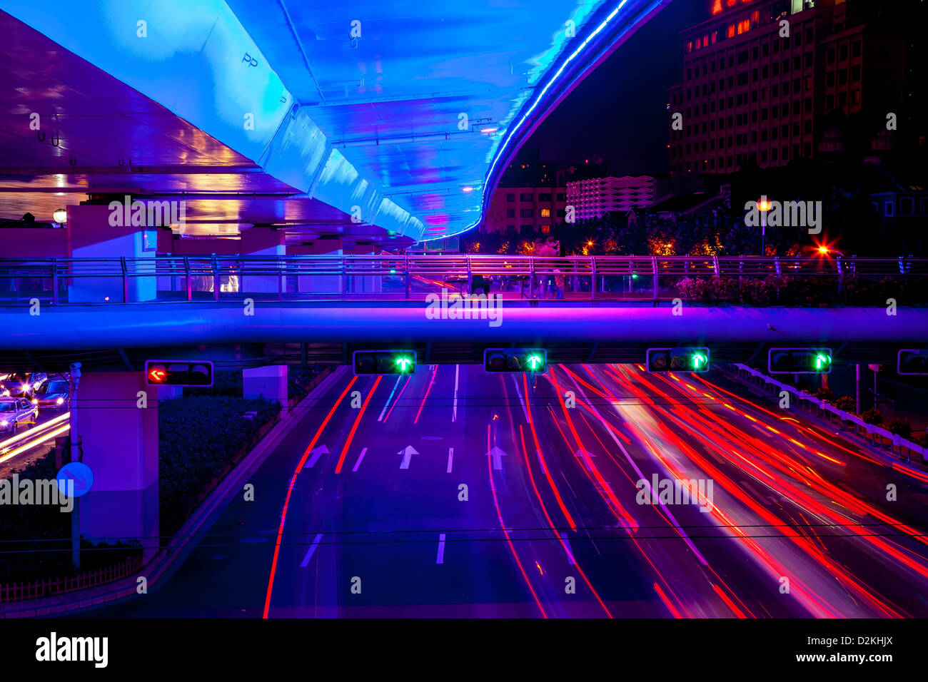 Green traffic light asia hi-res stock photography and images - Alamy