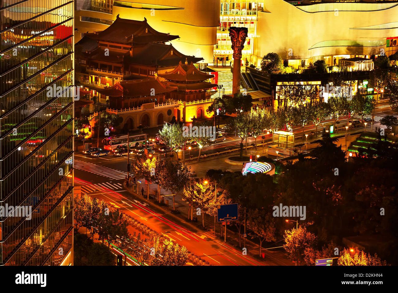 Jingan temple temple shanghai china night hi-res stock photography and ...