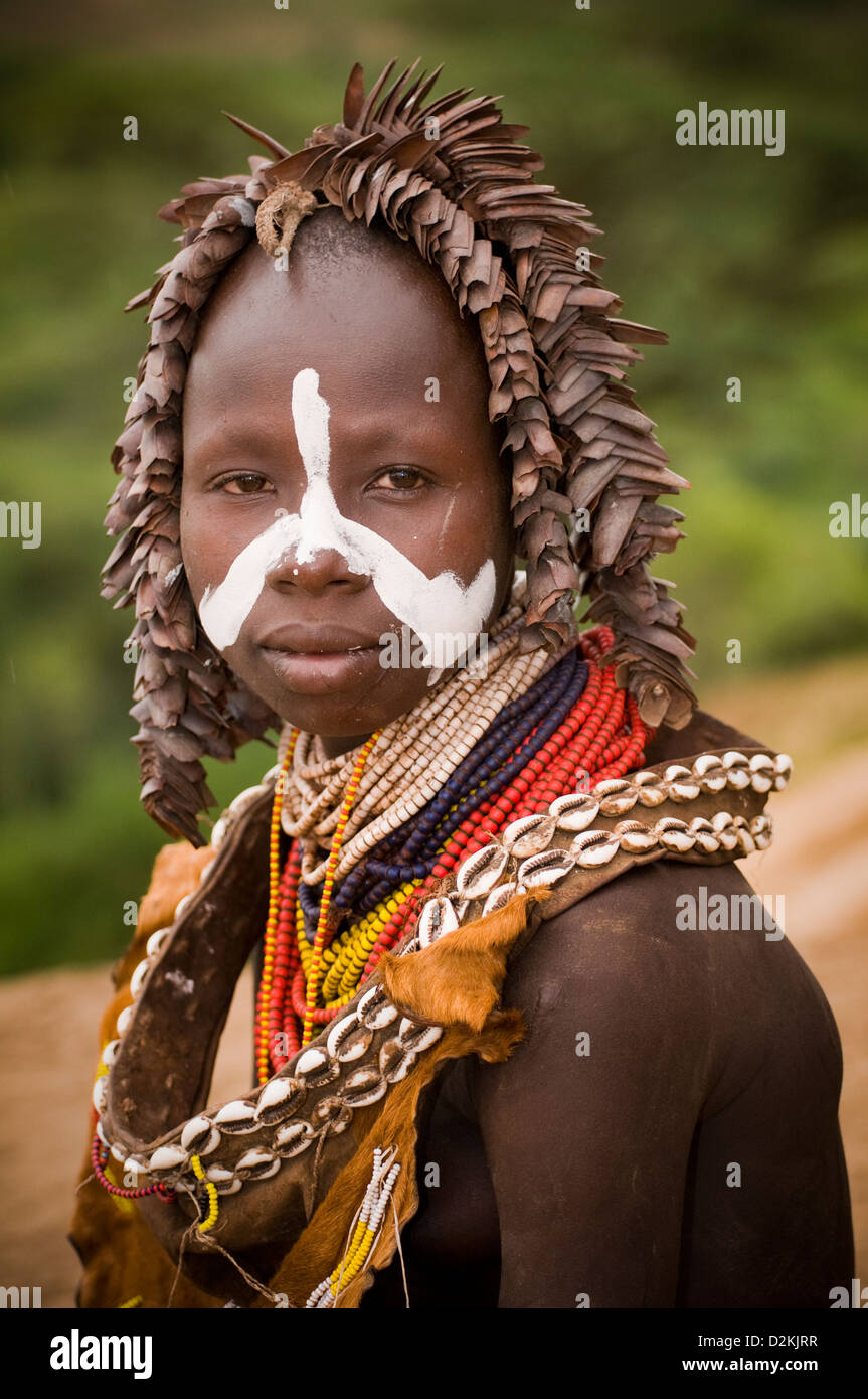 Portrait of decorated Kara woman-close up Stock Photo - Alamy