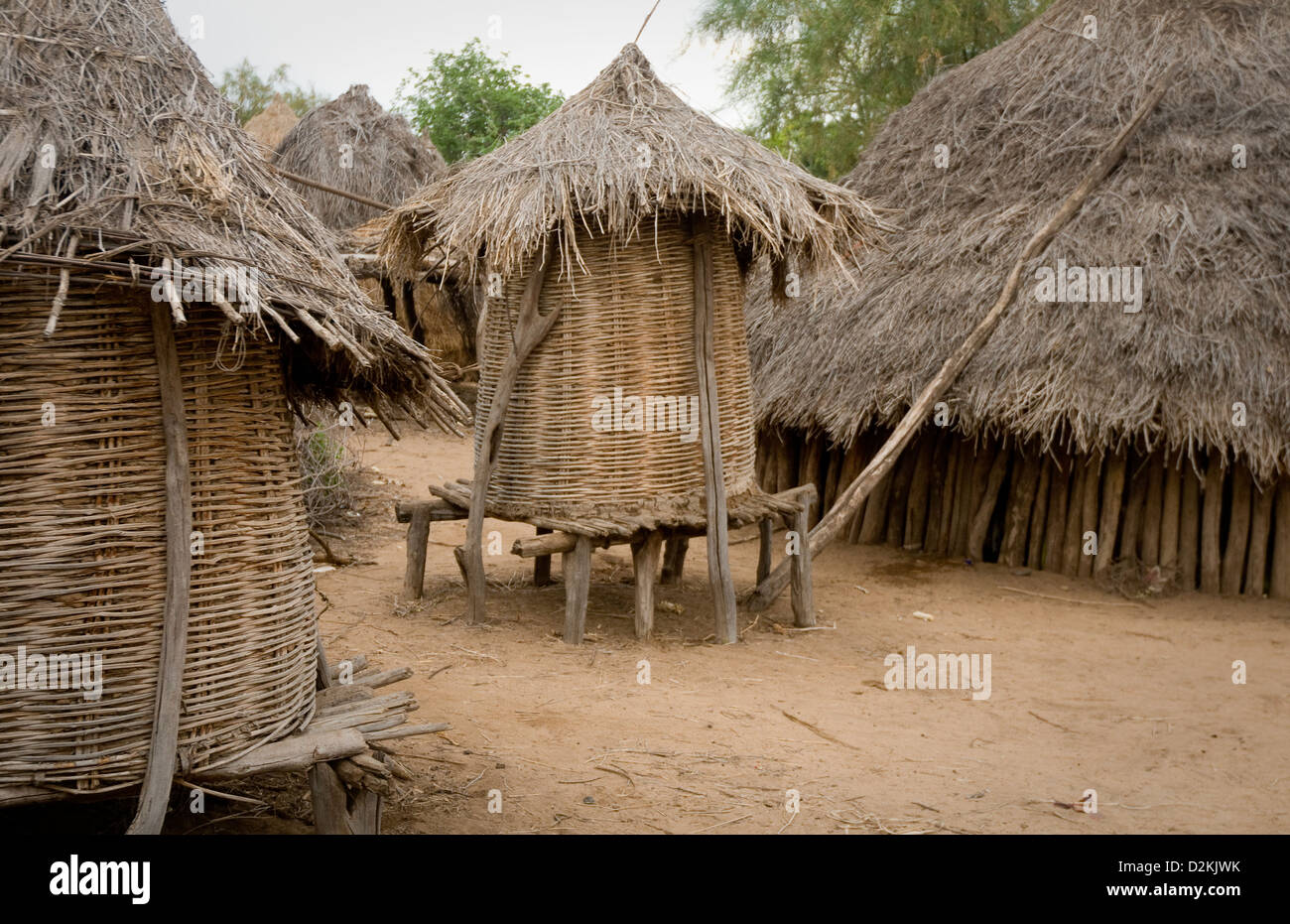 Thatched roof huts in village hi-res stock photography and images - Alamy