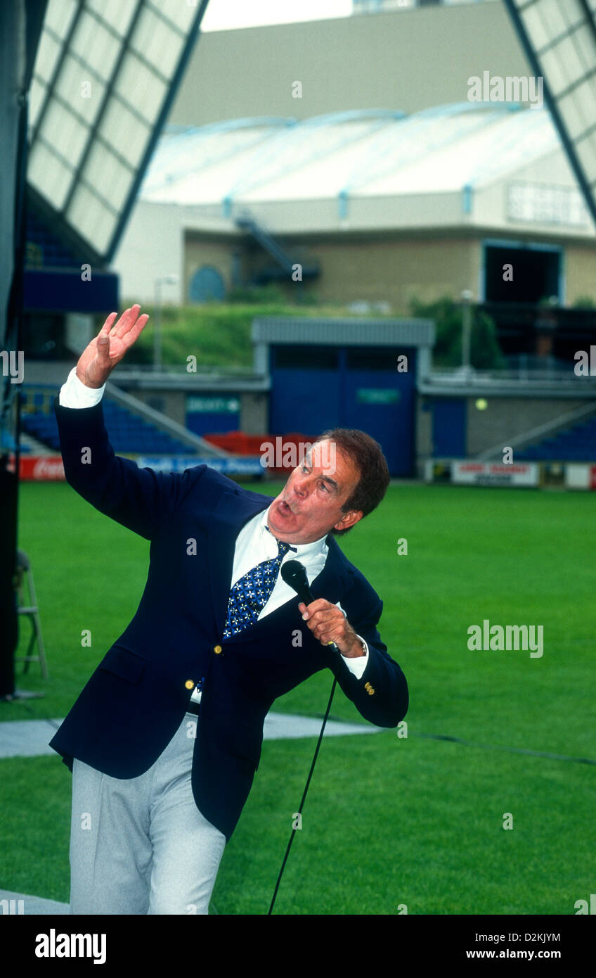 Ted rogers 3 2 1 hi-res stock photography and images - Alamy