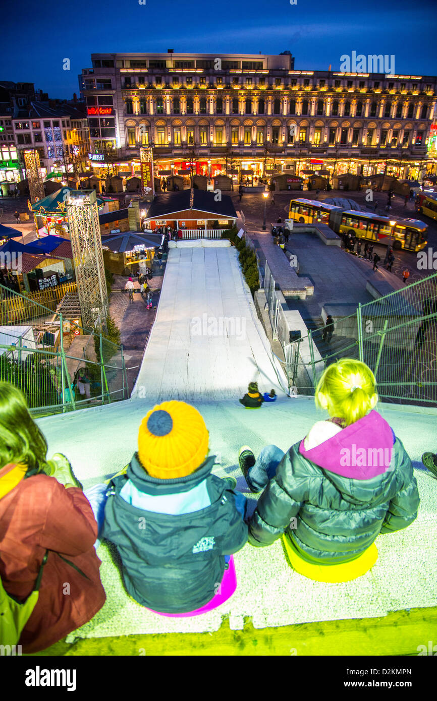 Artificial snow slope, sledging, Christmas market, old town, Liege ...