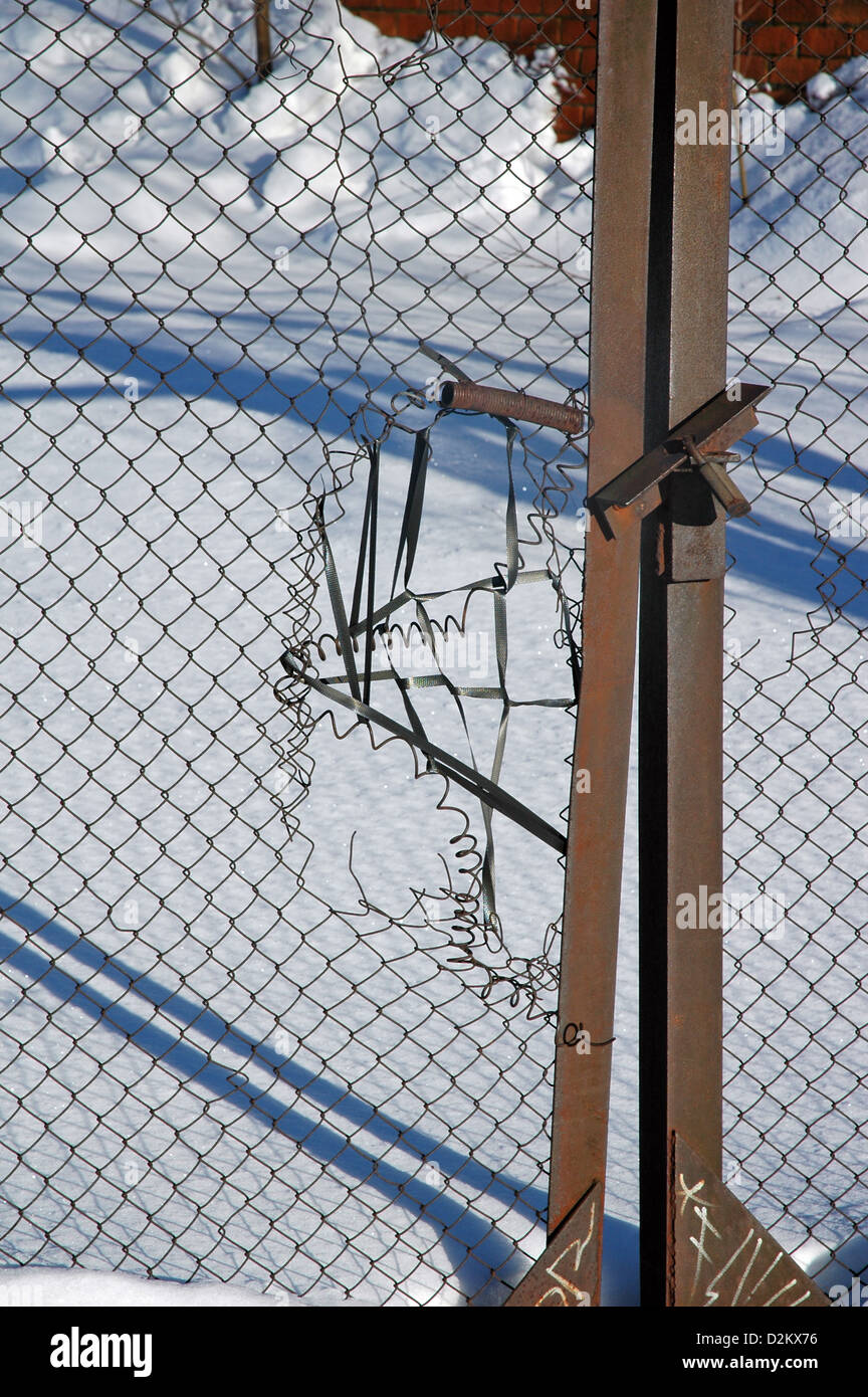 Broken Chain Link Fence High Resolution Stock Photography and Images ...