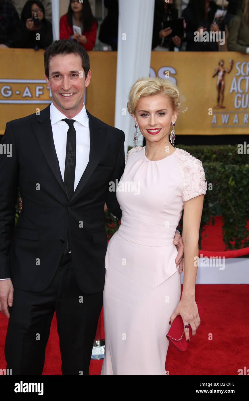 Noah wyle and sara wells hi-res stock photography and images - Alamy