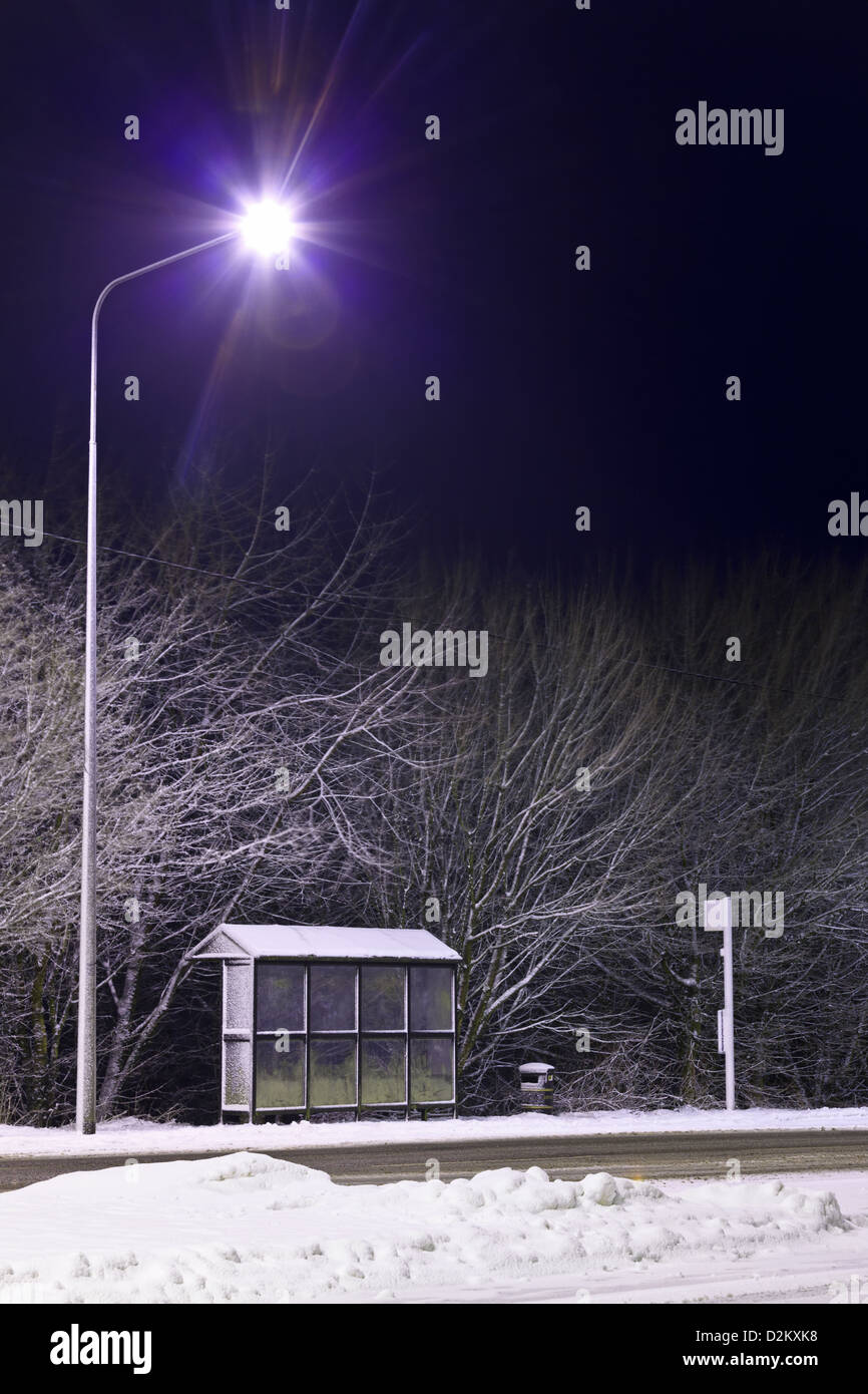 Bus Stop At Night Stock Photos & Bus Stop At Night Stock Images - Alamy