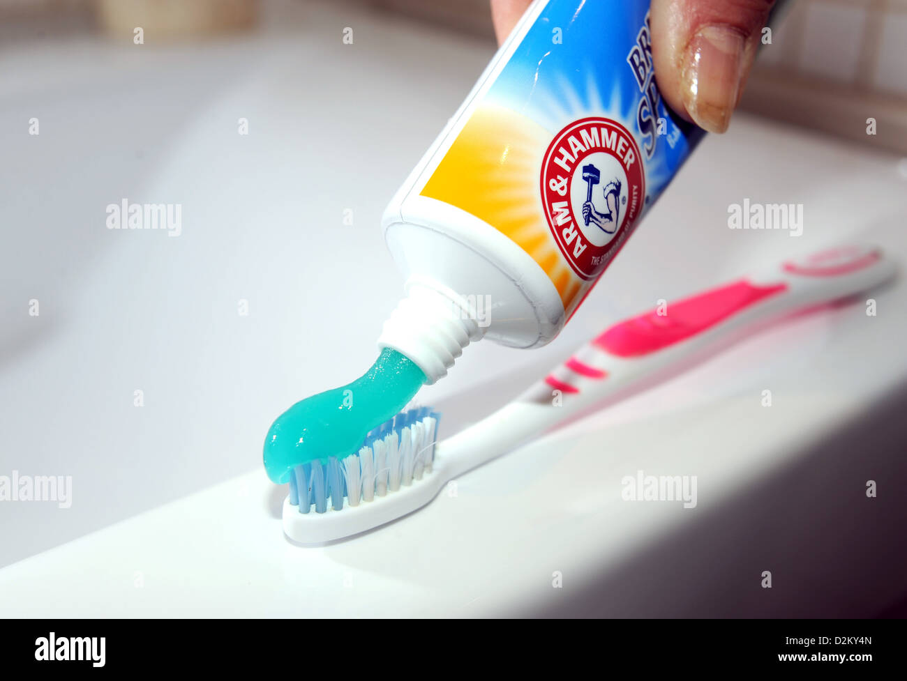 Arm and hammer hi-res stock photography and images - Alamy