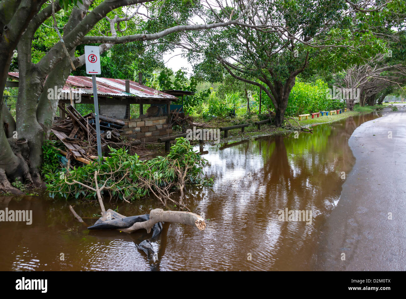 Brisbane floods people hi-res stock photography and images - Alamy