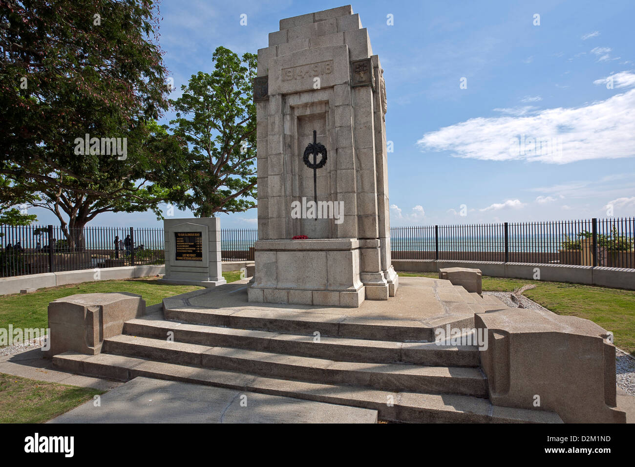 Cenotaph erected by the British to remember those who died in WW I ...