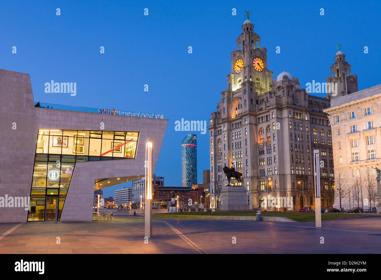 Statue king edward vii liver building hi-res stock photography and ...