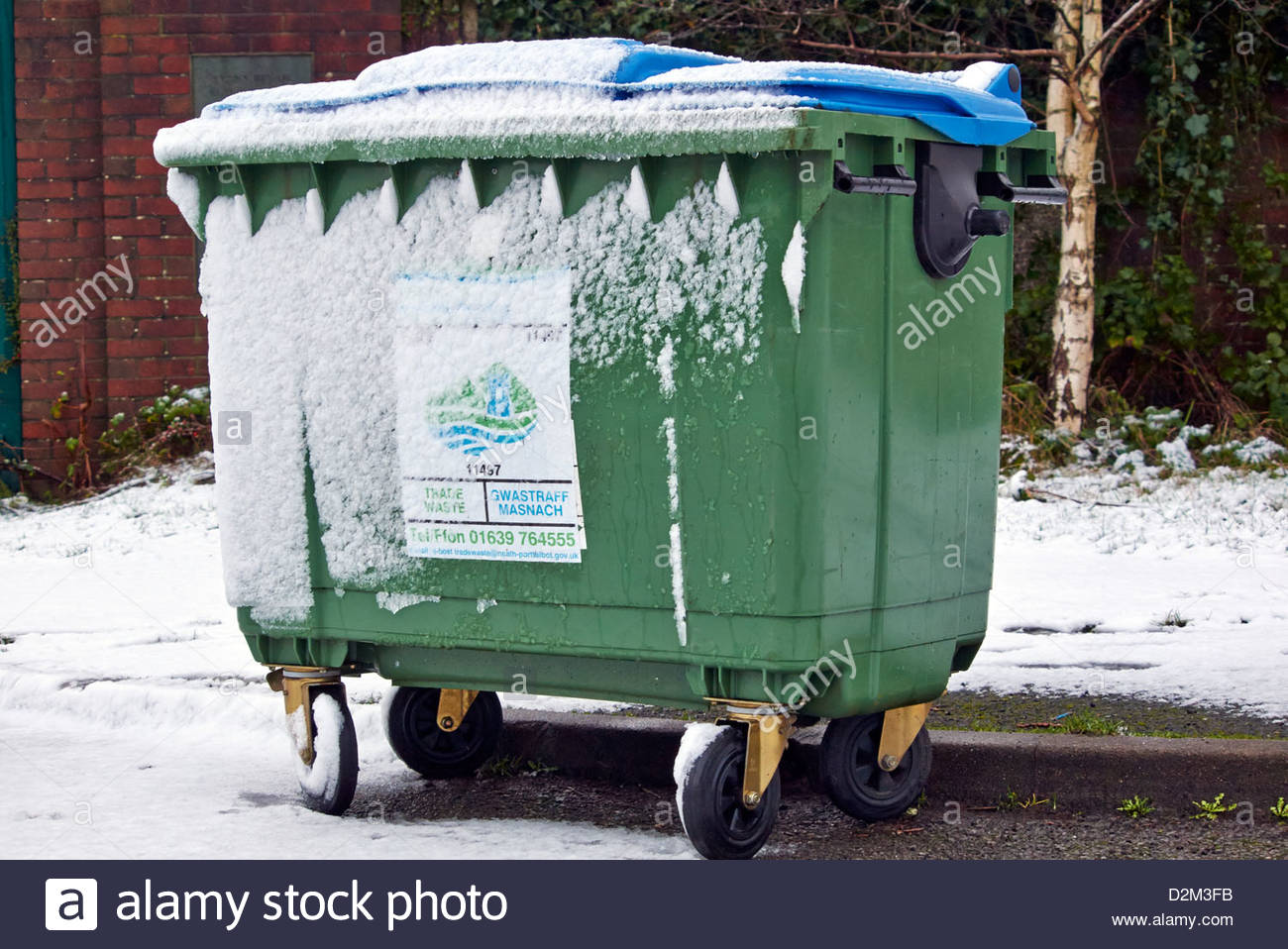 Industrial Garbage Bin Stock Photos & Industrial Garbage Bin Stock ...