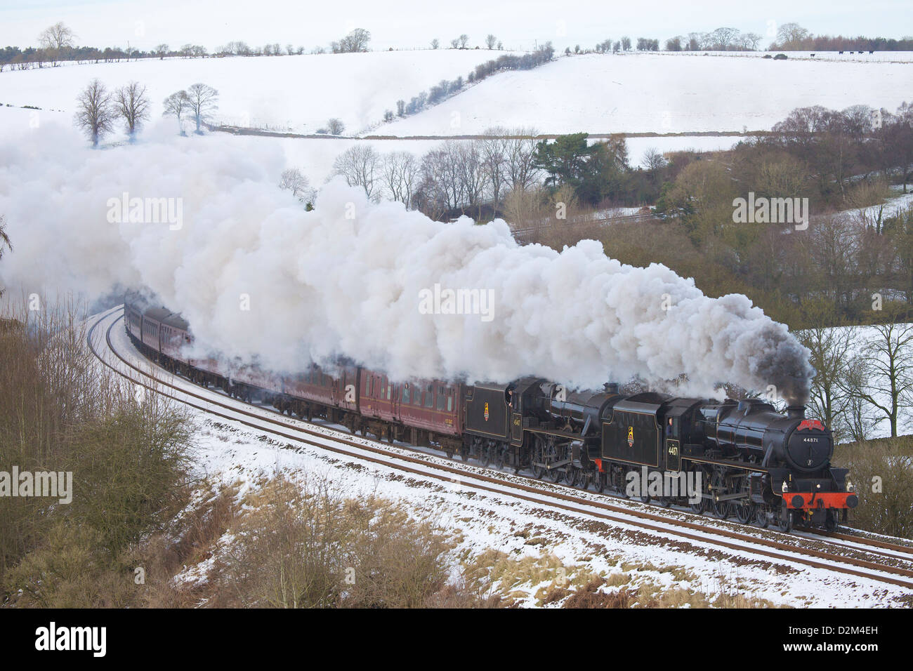 LMS Stanier Class 5, 4-6-0. Black Five,44871 steam train near Low Baron ...