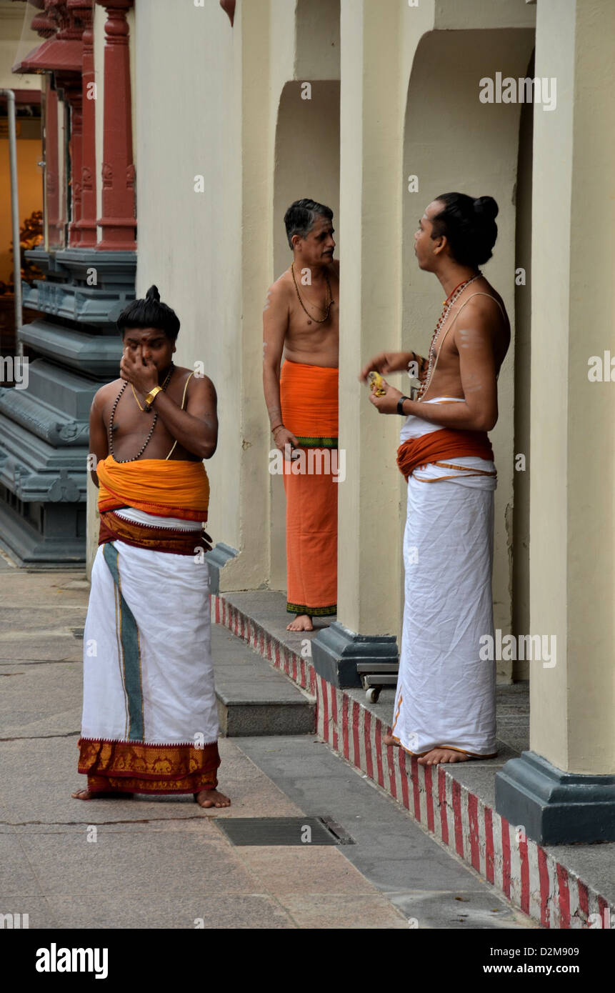 Hindu religious morning rituals in hi-res stock photography and images ...