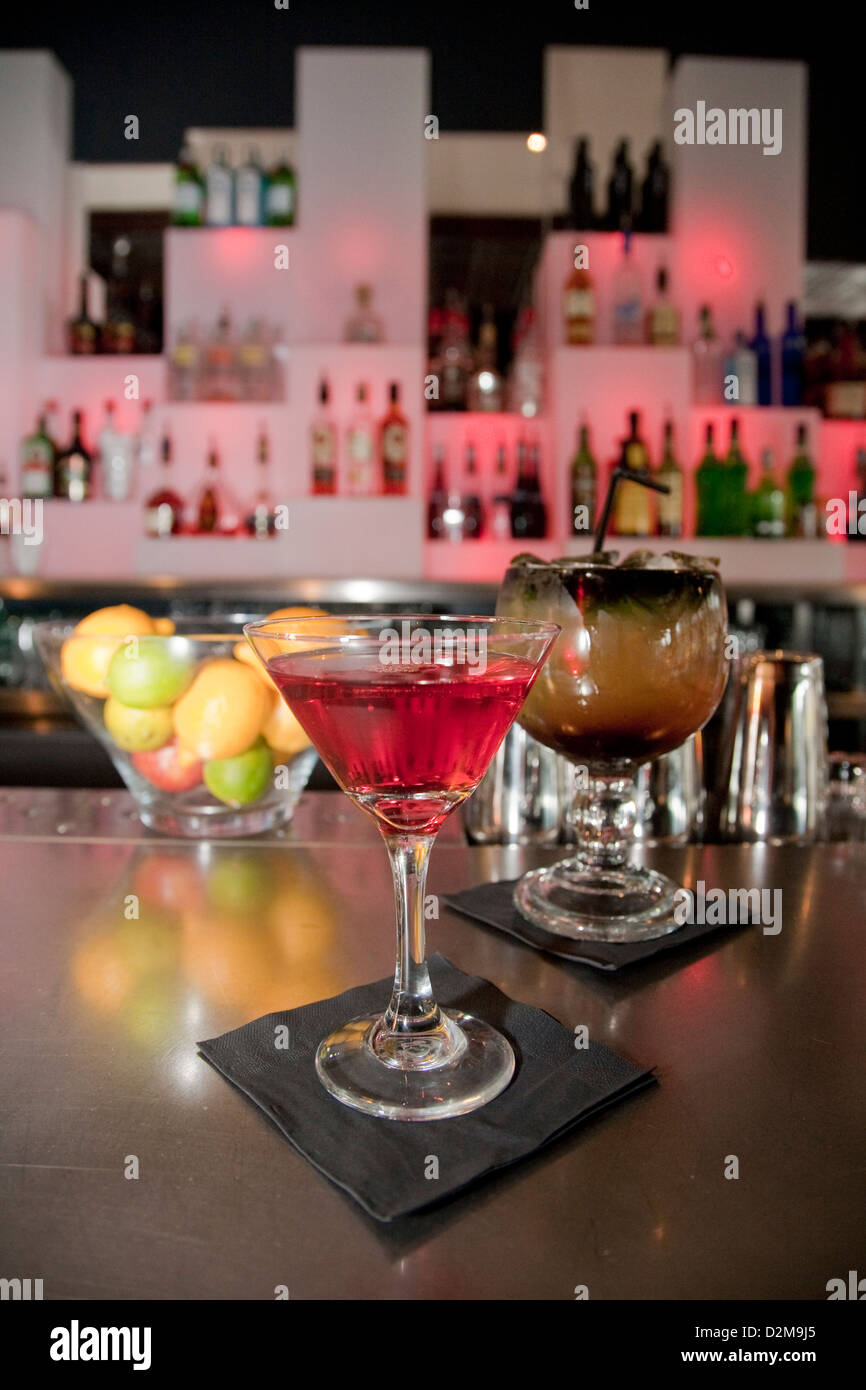 Cocktail drinks on bar Stock Photo - Alamy