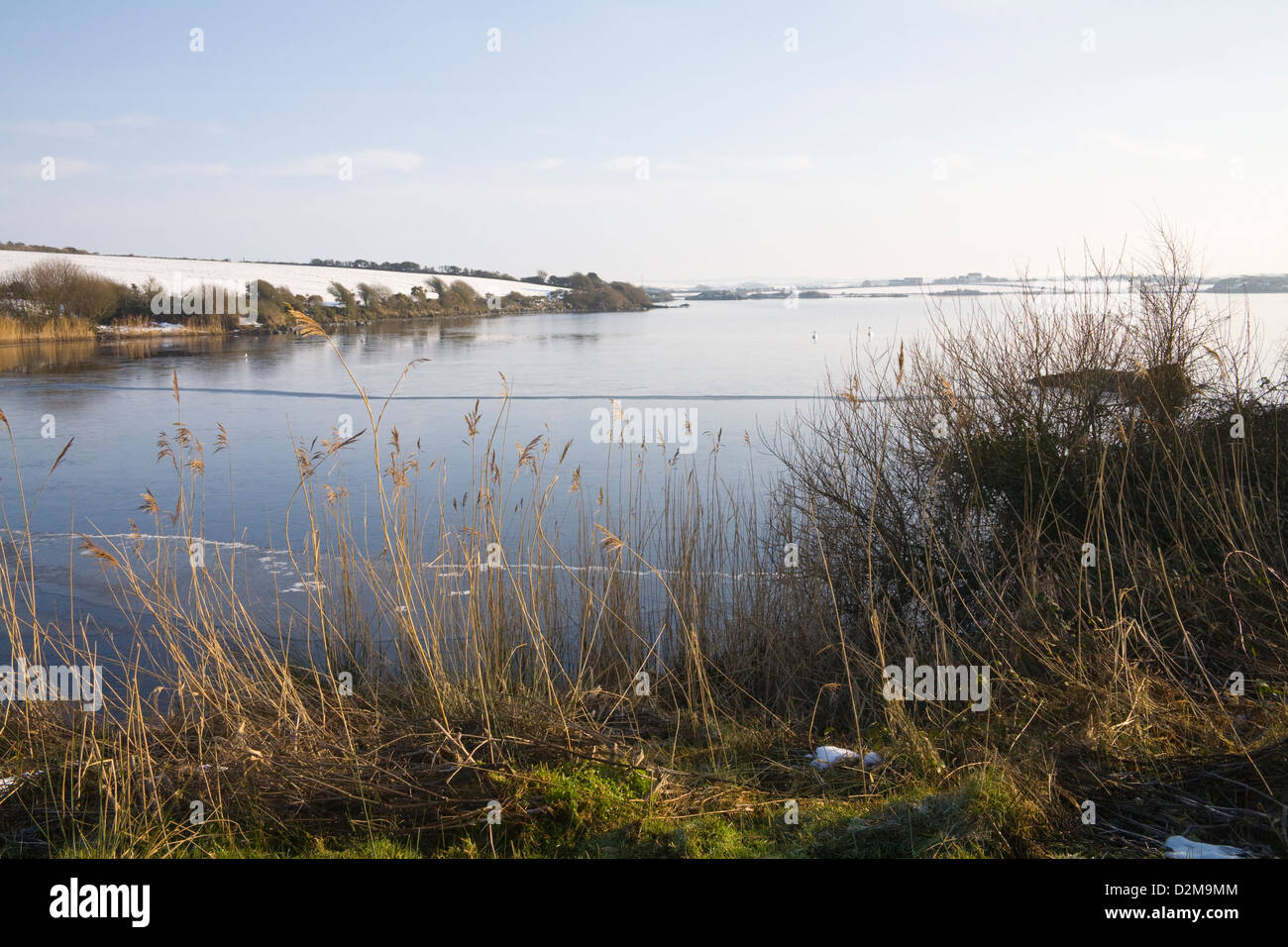Reservoir suppling water to local properties hi-res stock photography ...