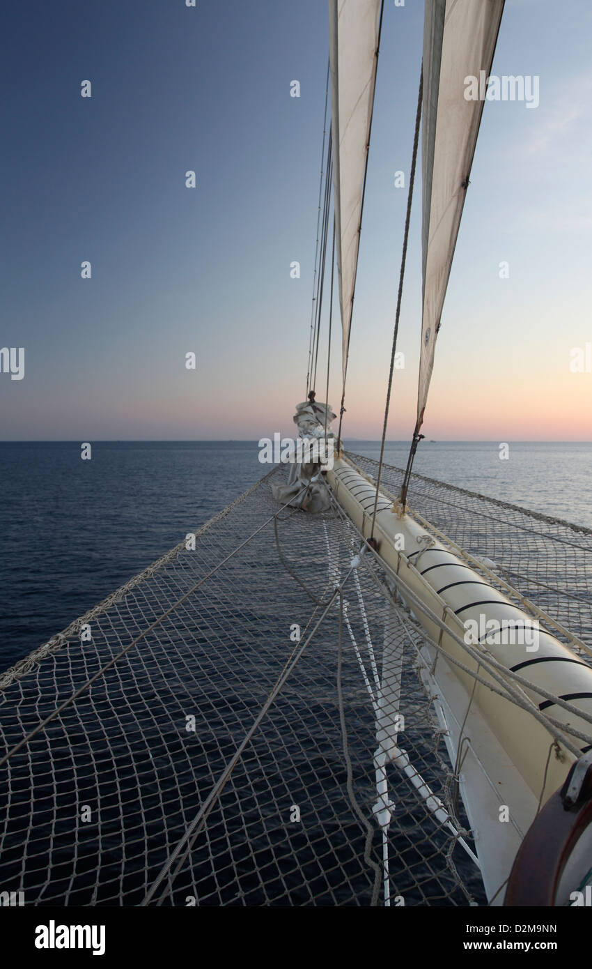 Prow ship on sea hi-res stock photography and images - Alamy
