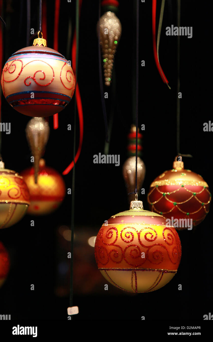 German christmas decorations hi-res stock photography and images - Alamy