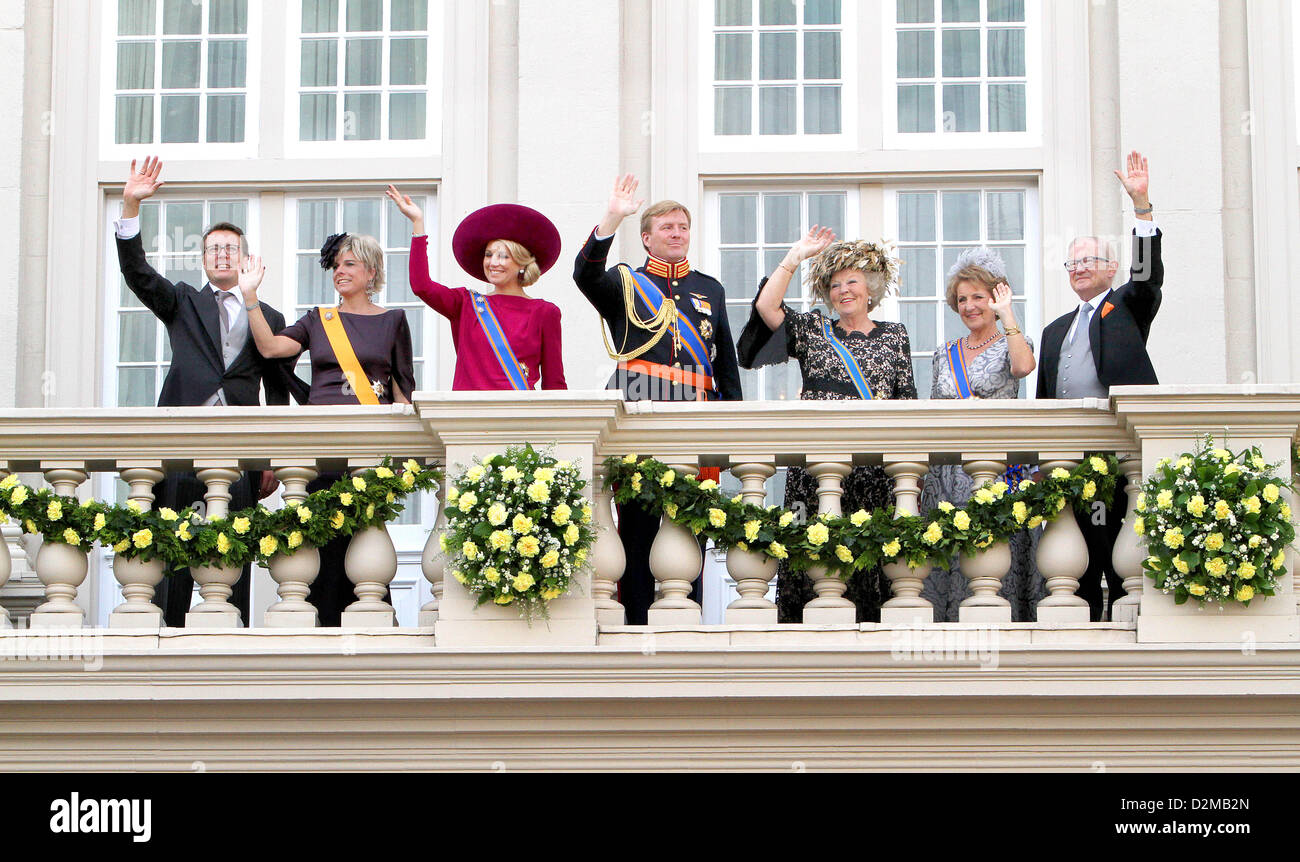 Dutch royal family members Prince Constantijn (L-R), Princess ...