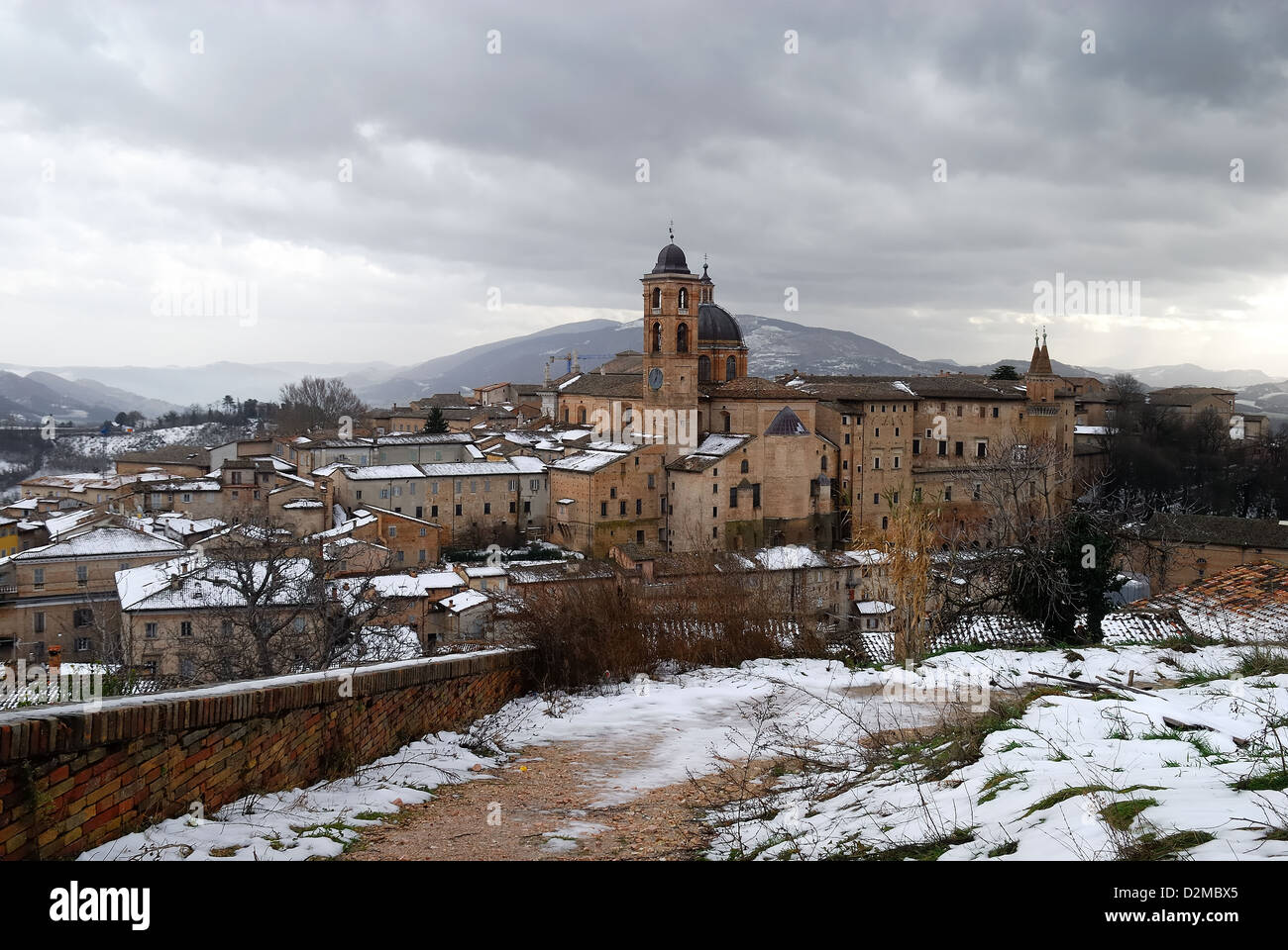 Urbino, Marche, Italy : winter landscape of the town Stock Photo - Alamy
