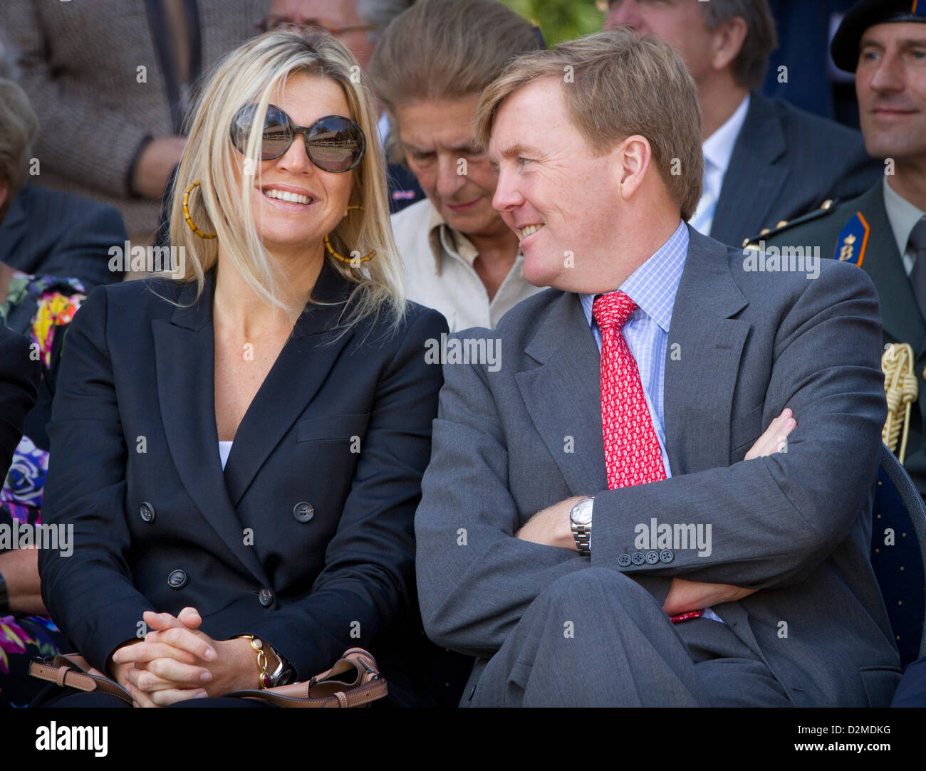 QUEEN BEATRIX OF THE NETHERLANDS ABDICATION FILE PIX: Prince Willem ...