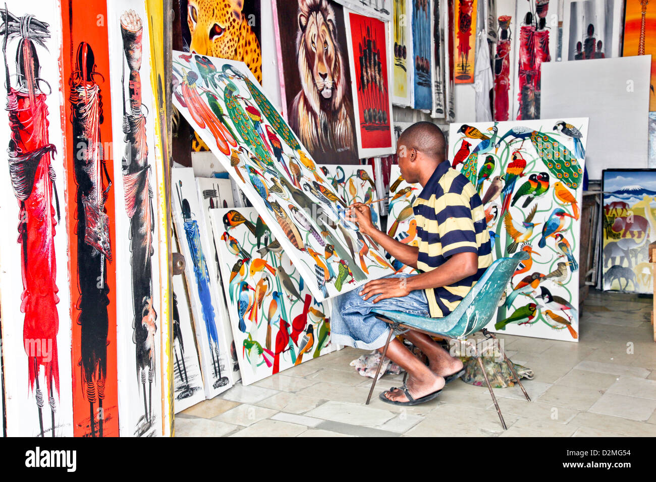 African artist hi-res stock photography and images - Alamy