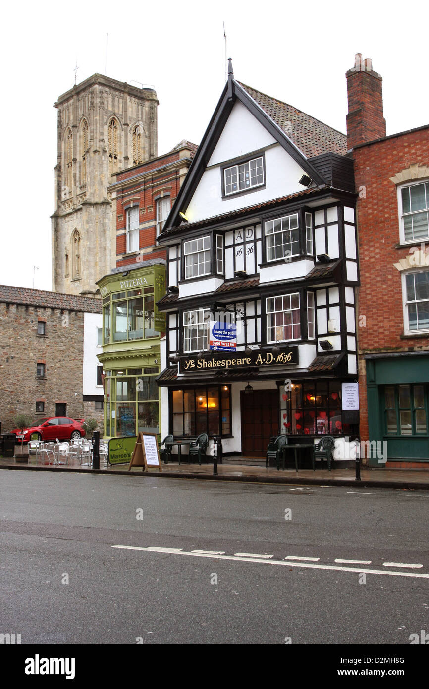 Shakespeare pub hi-res stock photography and images - Alamy