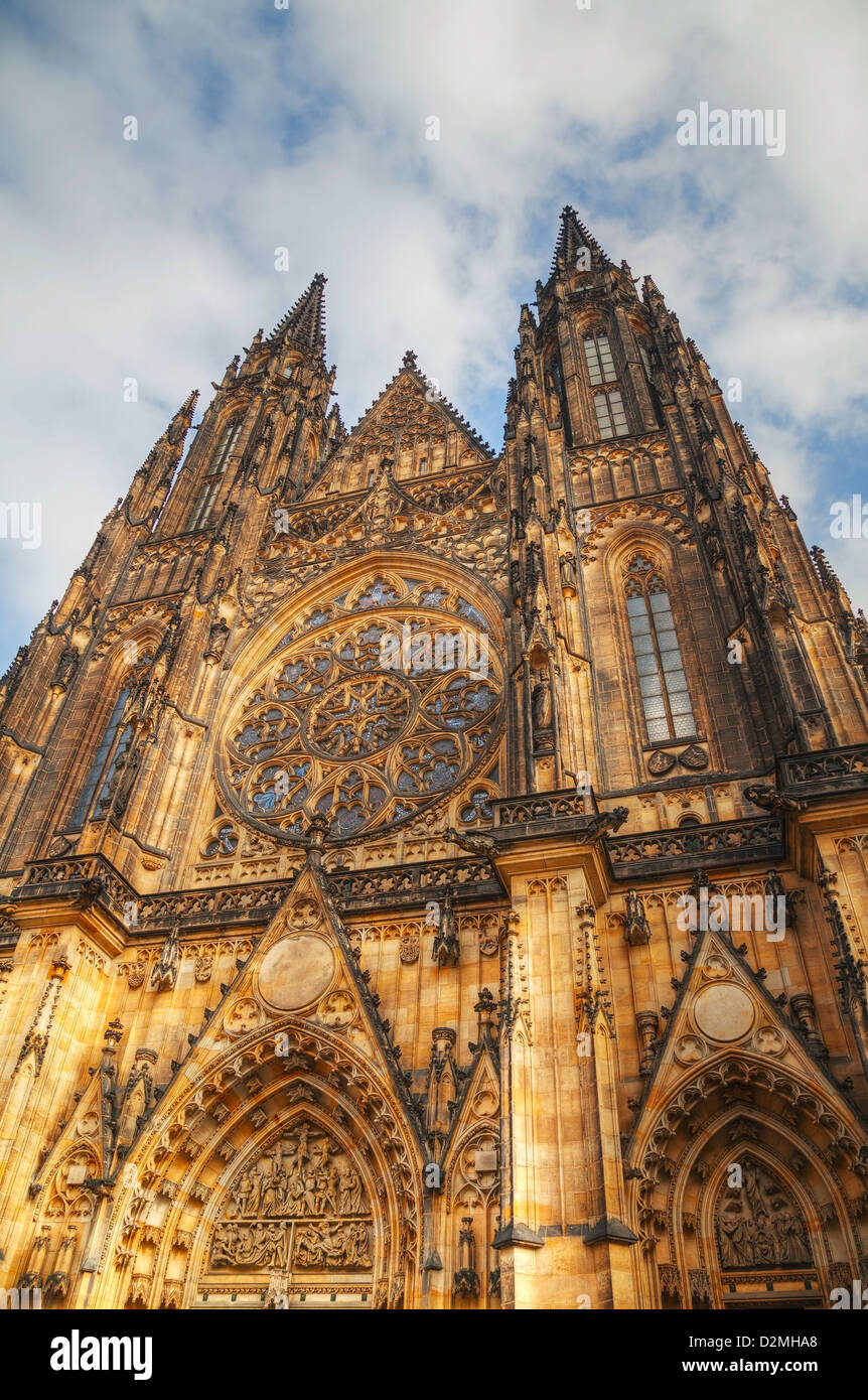St. Vitus Cathedral exterior in Prague early in the morning Stock Photo ...