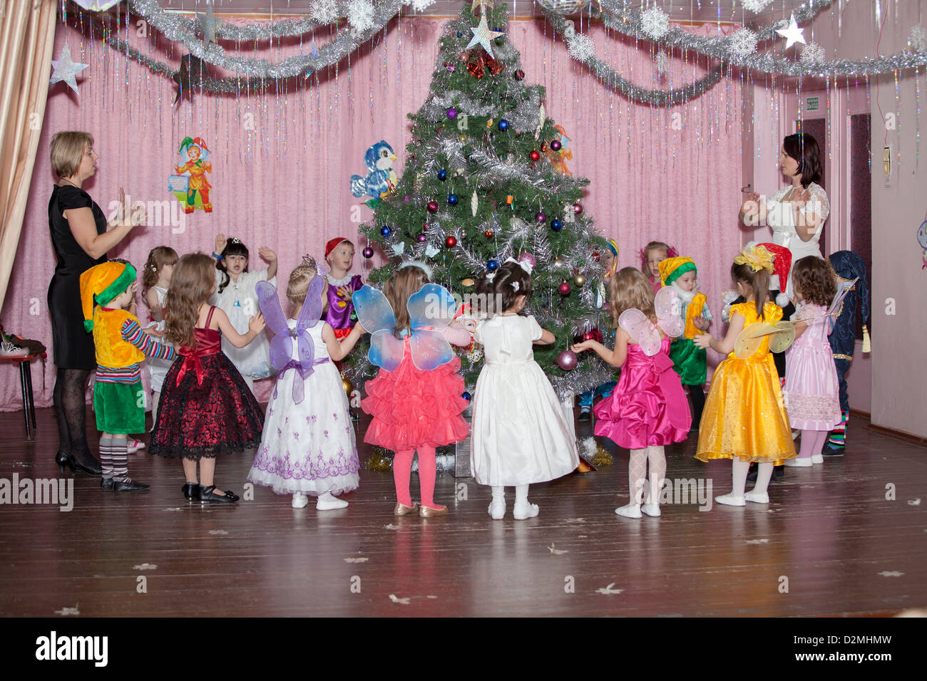 Reportage photos from Russian children kindergarten. Kids and parents ...