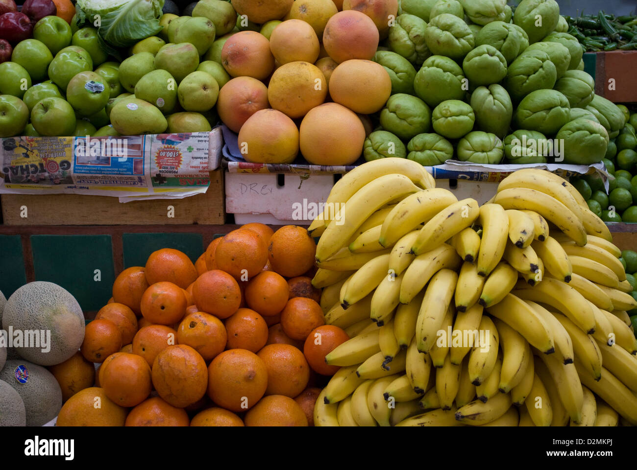 Fruit stall mexico hi-res stock photography and images - Alamy