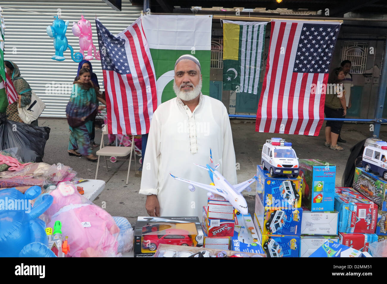 Pakistani man hi-res stock photography and images - Alamy