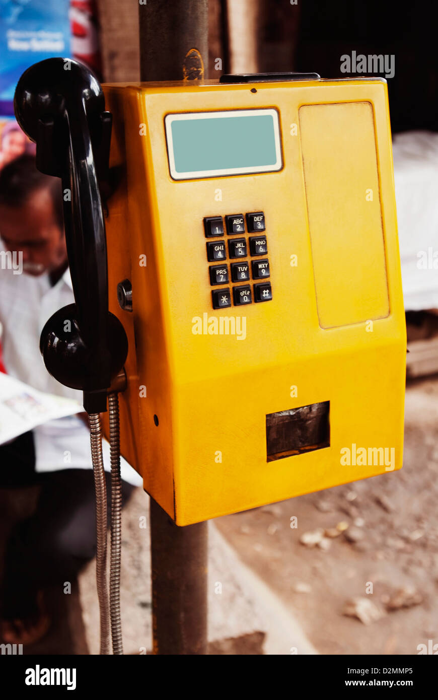 Coin operated push button pay phone hi-res stock photography and images ...