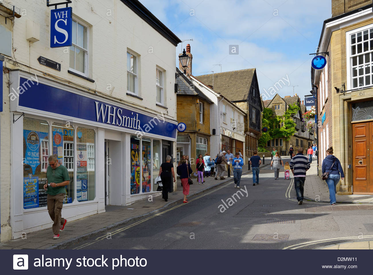 Front Of W H Smith Store High Resolution Stock Photography and Images ...