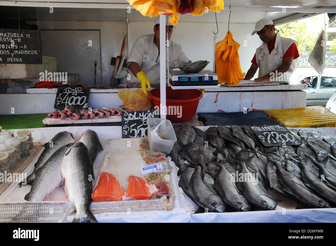 fish displayed on stall, for sale, street market Stock Photo - Alamy
