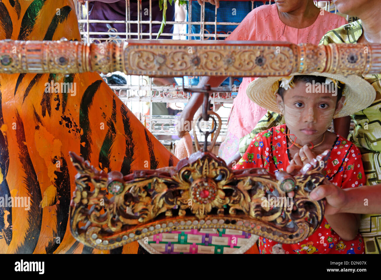 The biggest Nat ritual, Festival of Spirits, Taungbyon, Mandalay ...