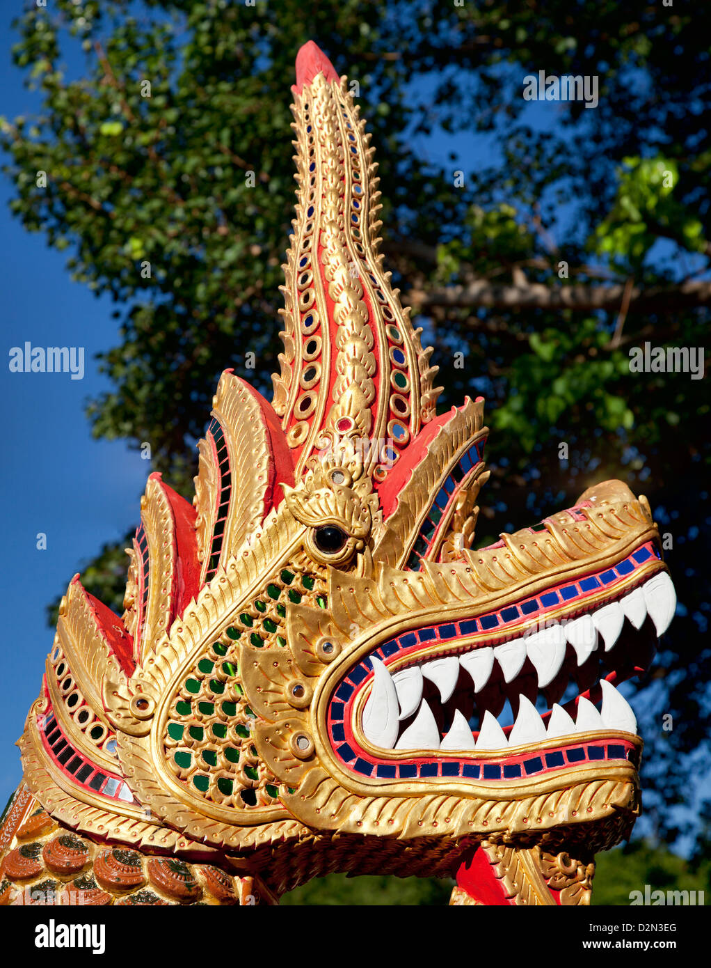 Thai dragon temple hi-res stock photography and images - Alamy