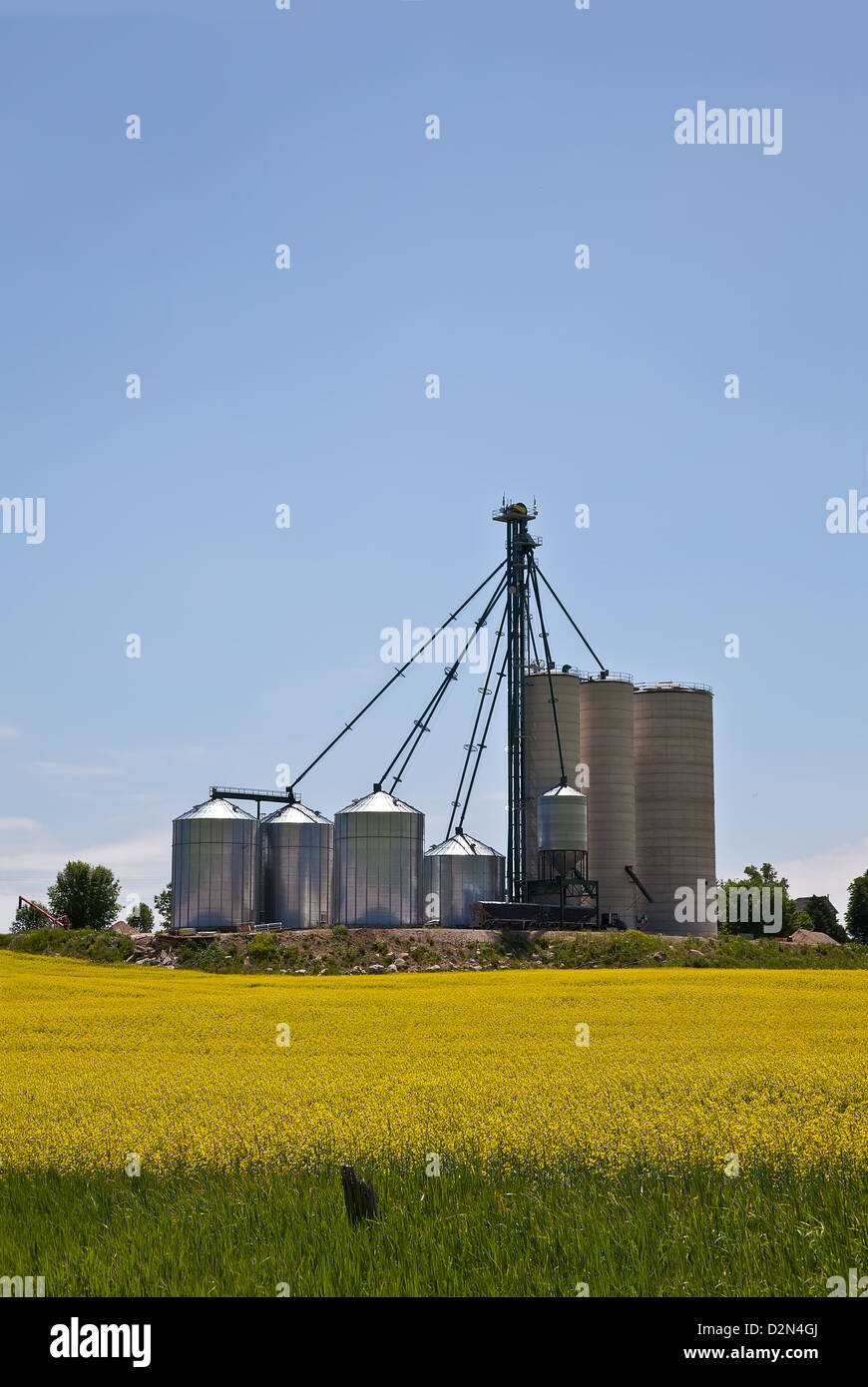 A modern farm with a series of silos Stock Photo - Alamy