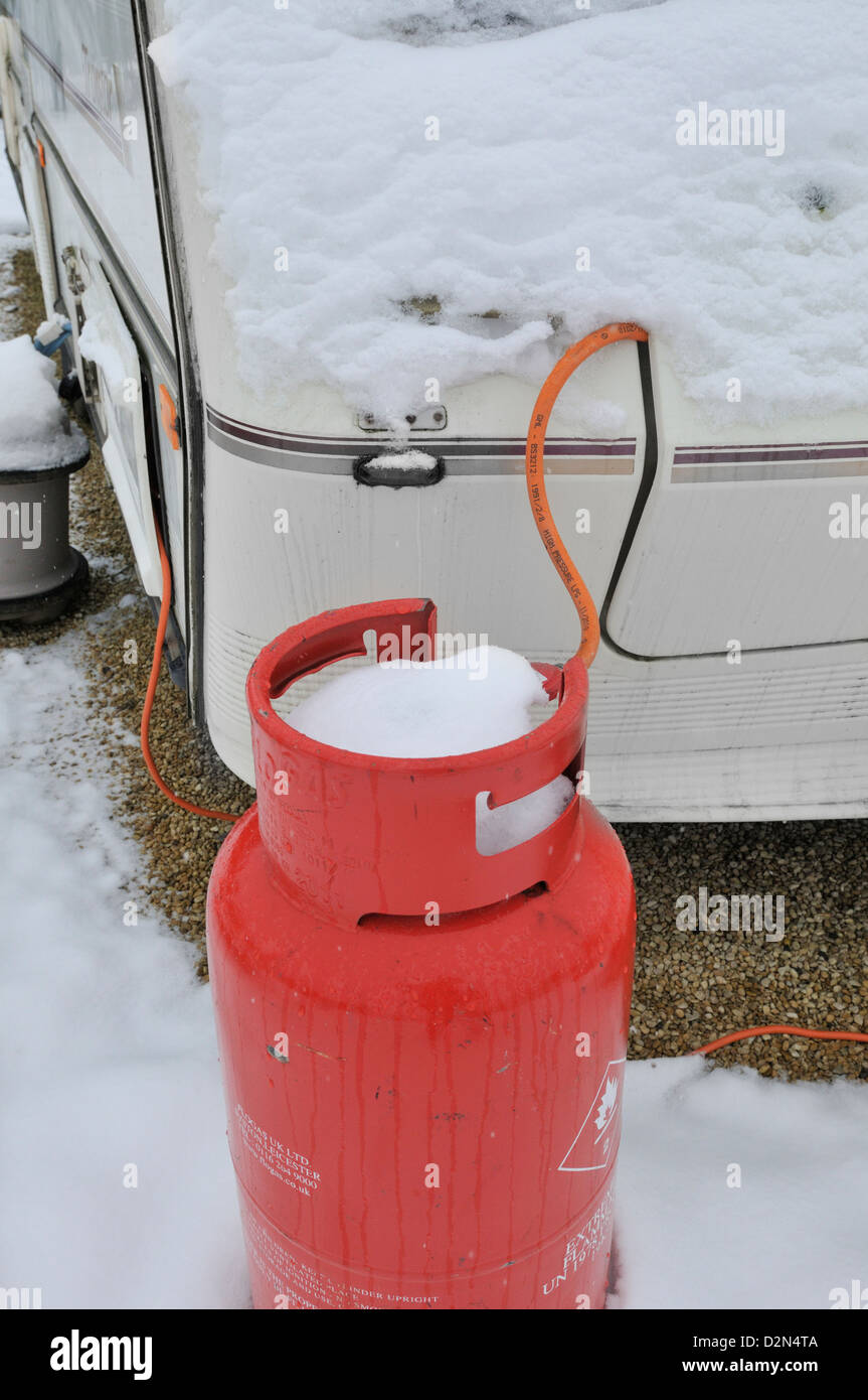 Caravans snow hi-res stock photography and images - Alamy