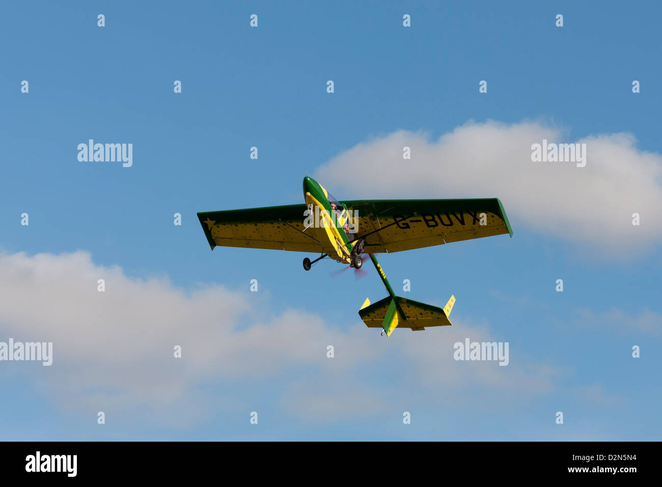 Shadow microlight aeroplane hi-res stock photography and images - Alamy
