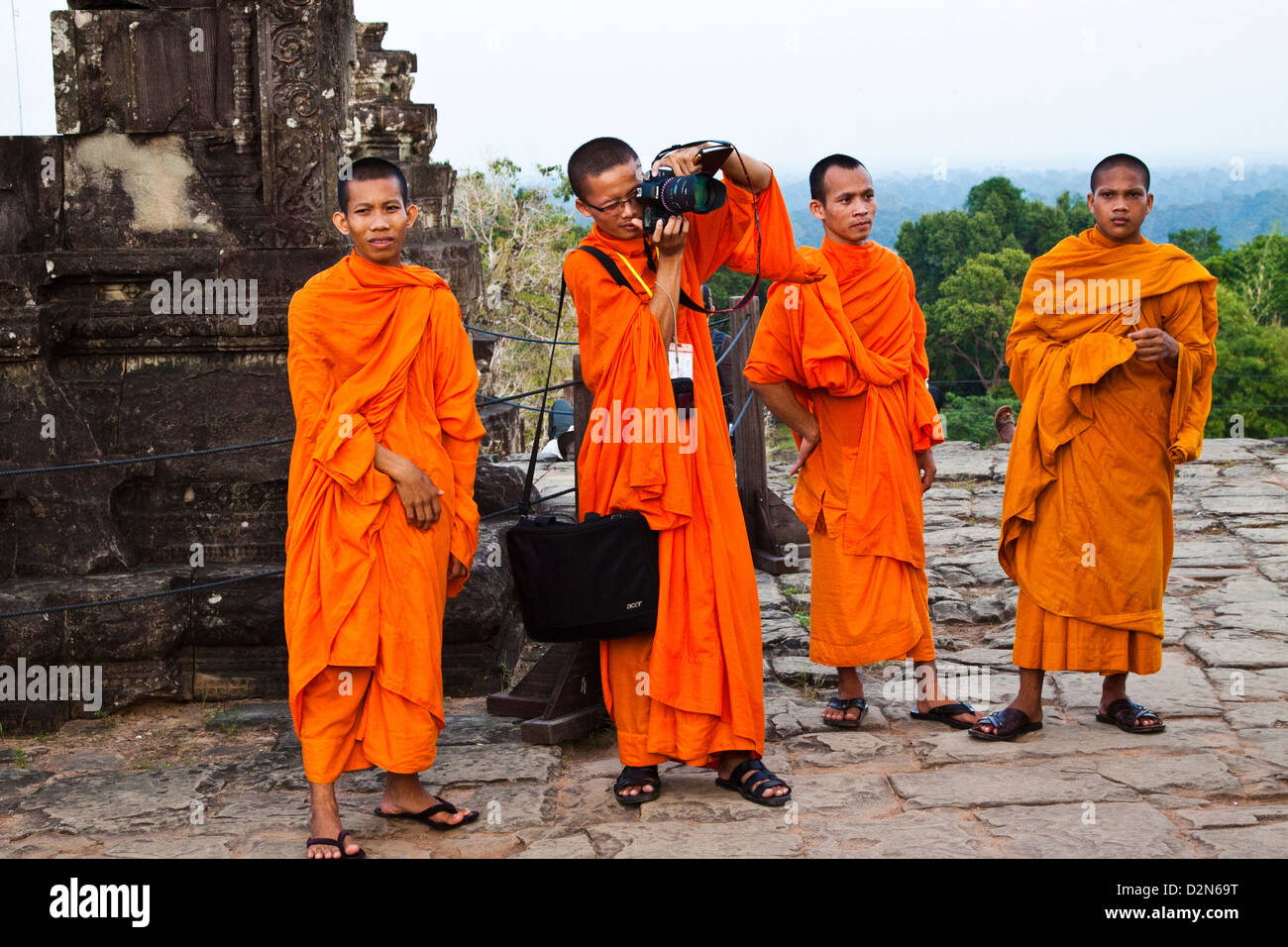 Monks at Angkor temples Stock Photo - Alamy