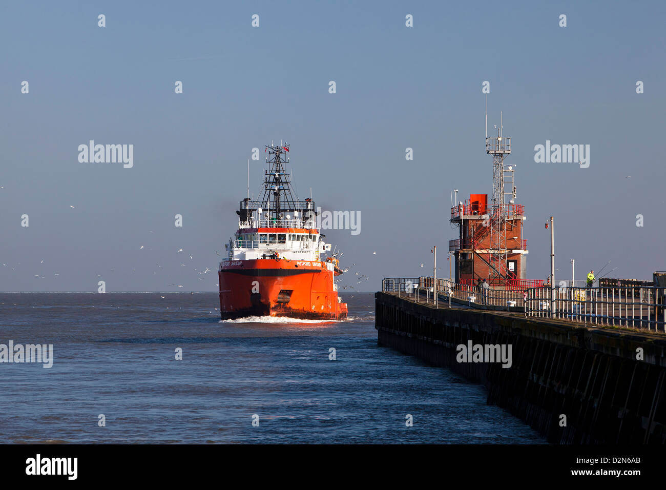 Offshore supply ship putford savior hi-res stock photography and images ...
