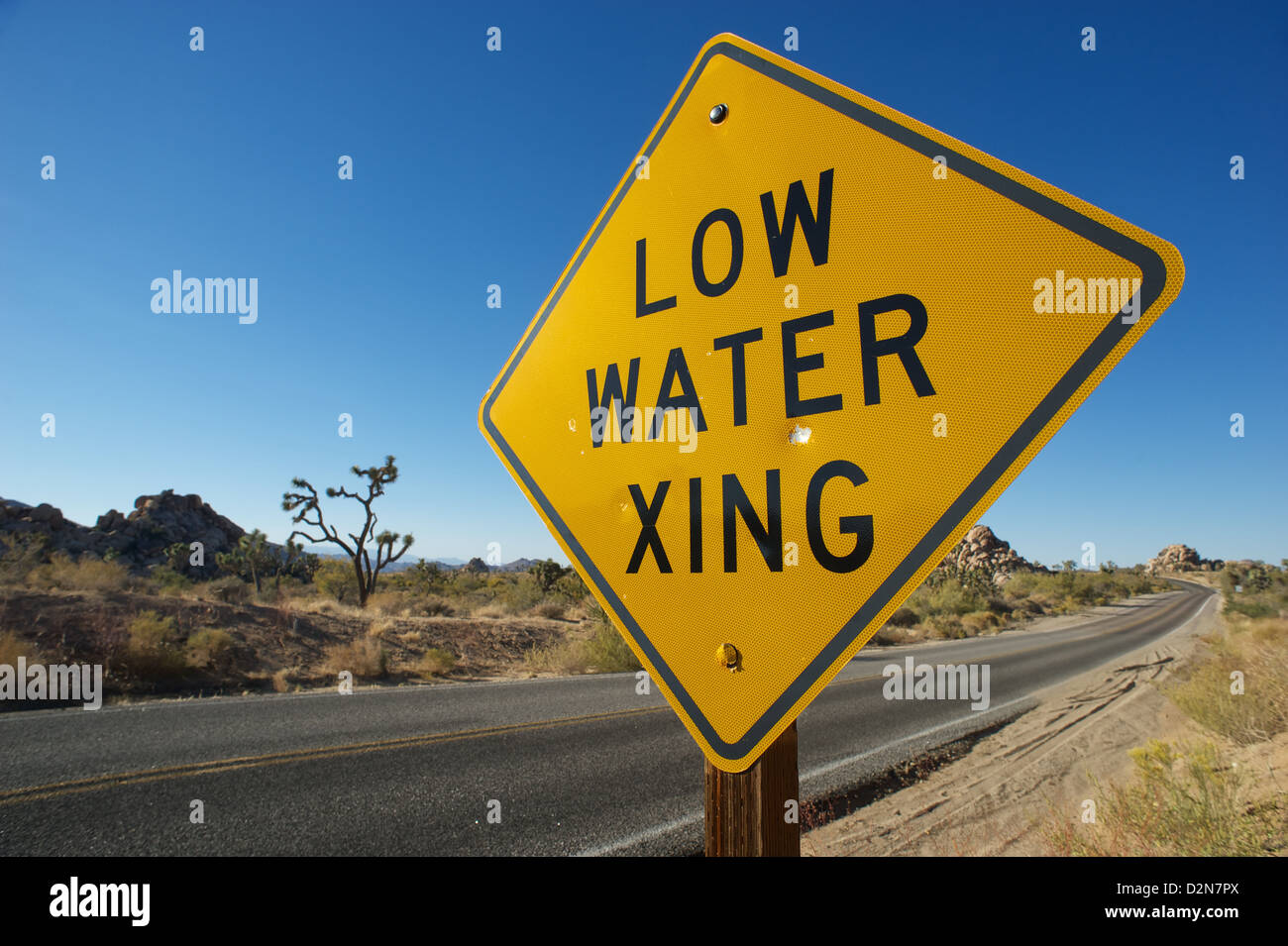 Road signs in the desert hi-res stock photography and images - Alamy