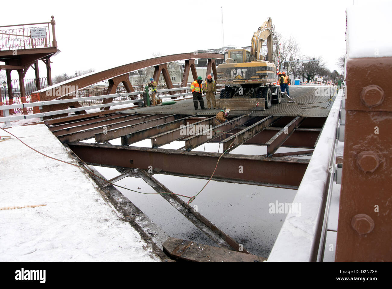 Bridge repair usa hi-res stock photography and images - Alamy