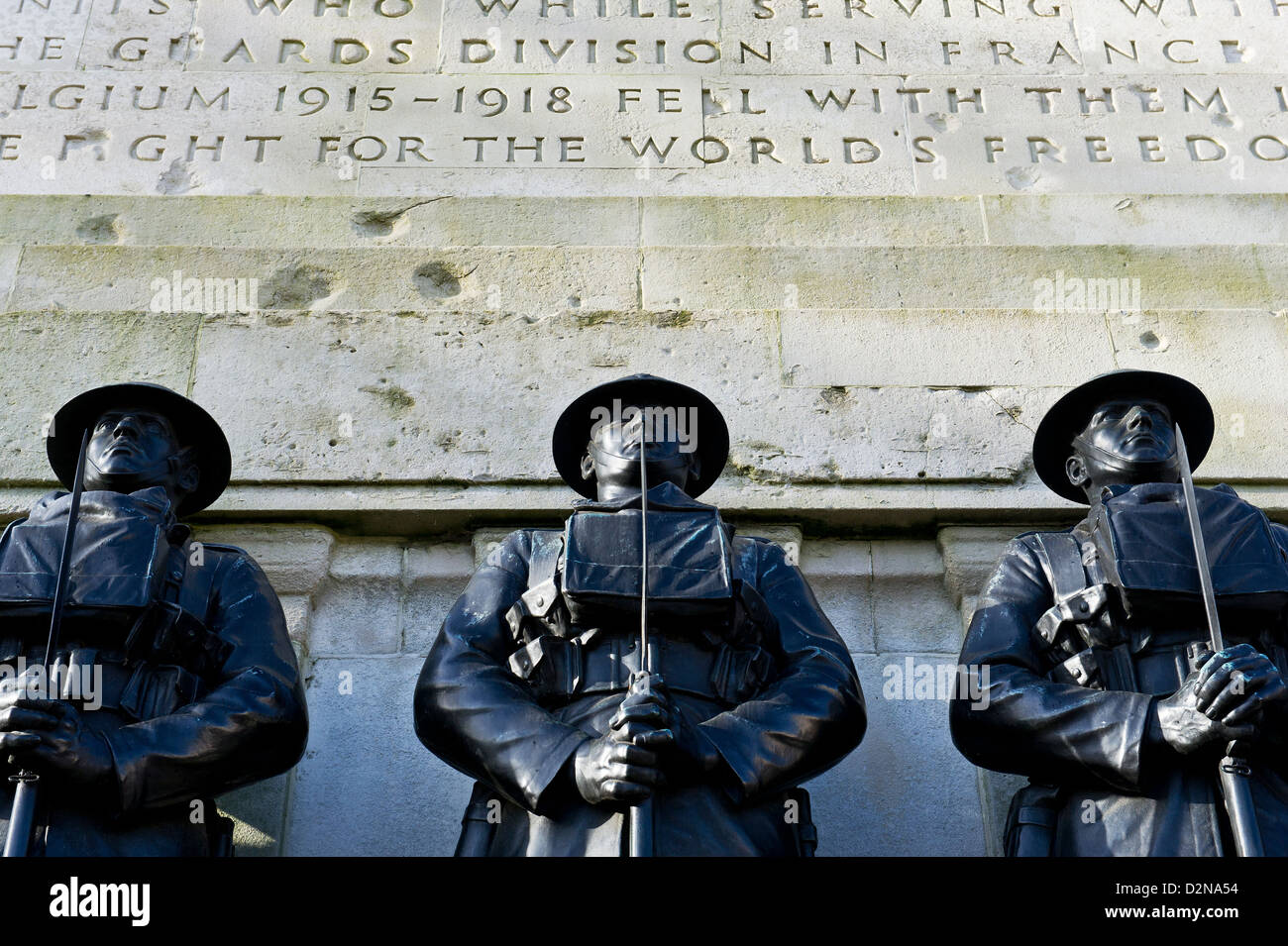 Bronze military memorial hi-res stock photography and images - Alamy