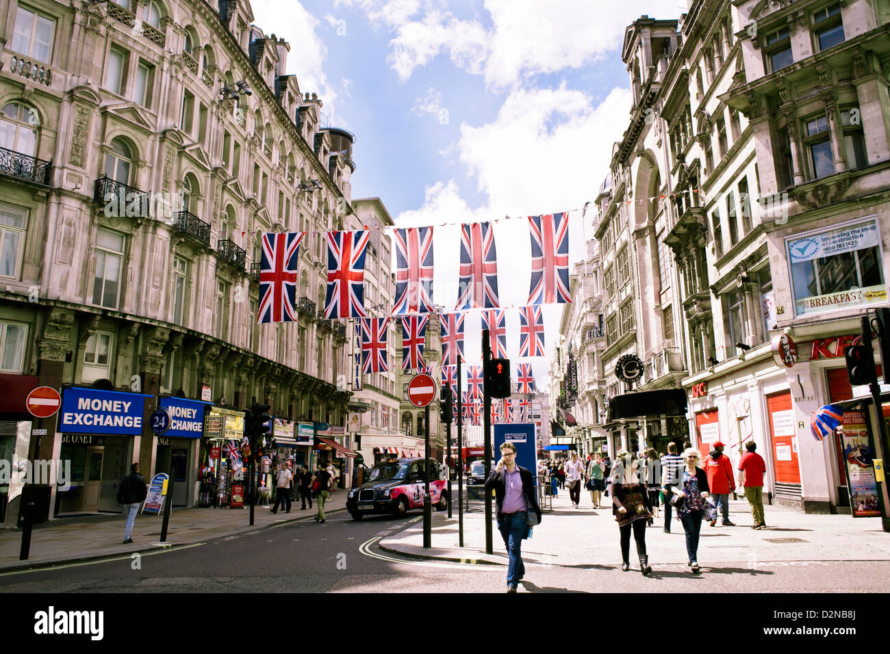 Streets of London Stock Photo - Alamy