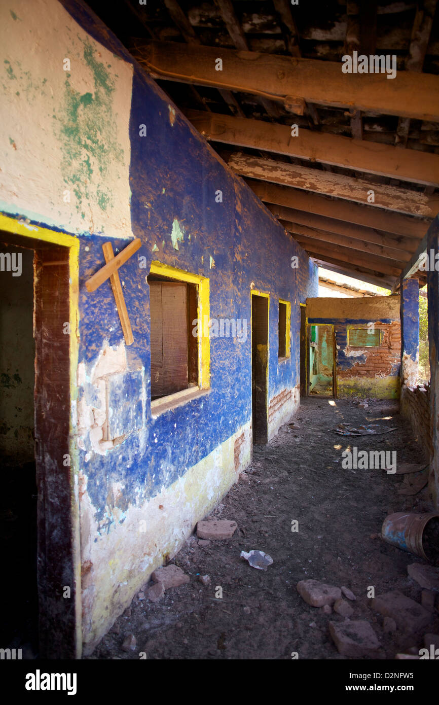 Abandoned mexican village hi-res stock photography and images - Alamy