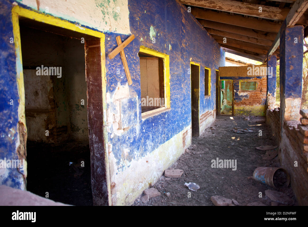 Abandoned mexican village hi-res stock photography and images - Alamy