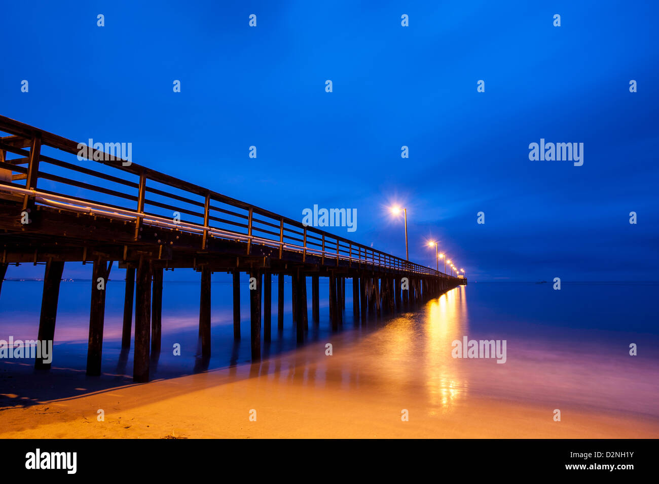 Ocean pre dawn hi-res stock photography and images - Alamy