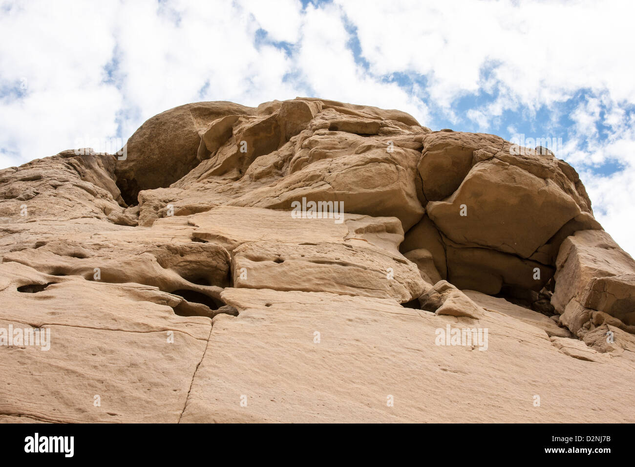 badlands rock formations, Writing on Stone Provincial Park, Alberta ...