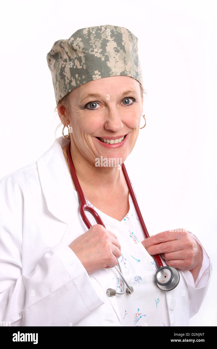 Female army doctor hi-res stock photography and images - Alamy