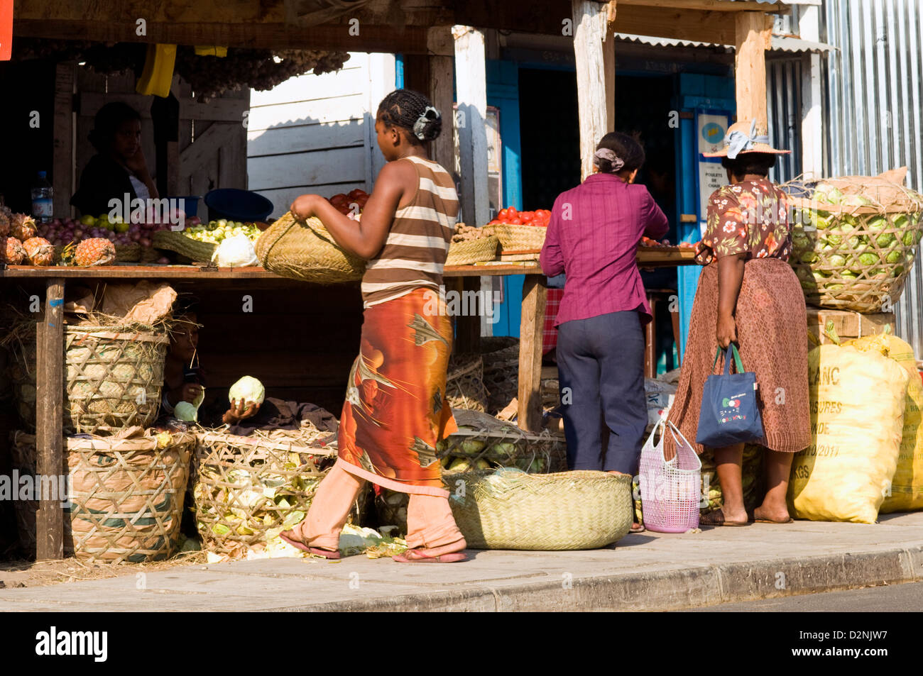 central market scene, fort dauphin (taolagnaro), madagascar Stock Photo ...
